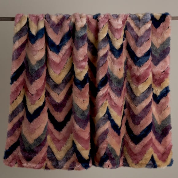 Eska Faux Fur 130cm x 180cm Throw | Dunelm
