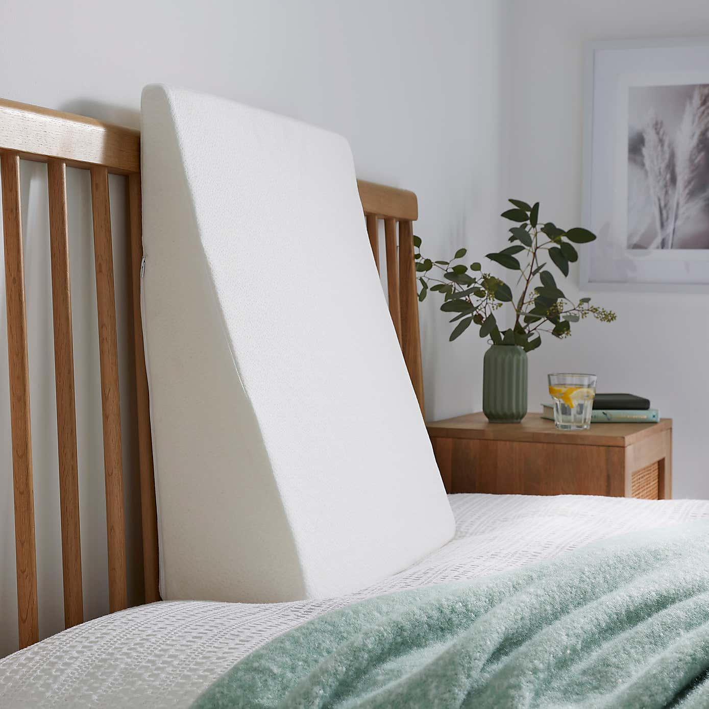 Wedge Memory Foam Medium Support Back Pillow Large Dunelm Wedge Memory Foam Medium Support Back Pillow Large Dunelm